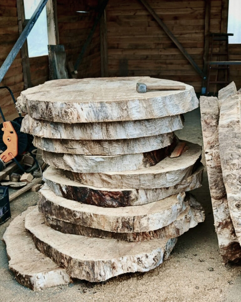 Näfveqvarns Slab & Wood Shop – Vi säljer sågat och torkat virke
